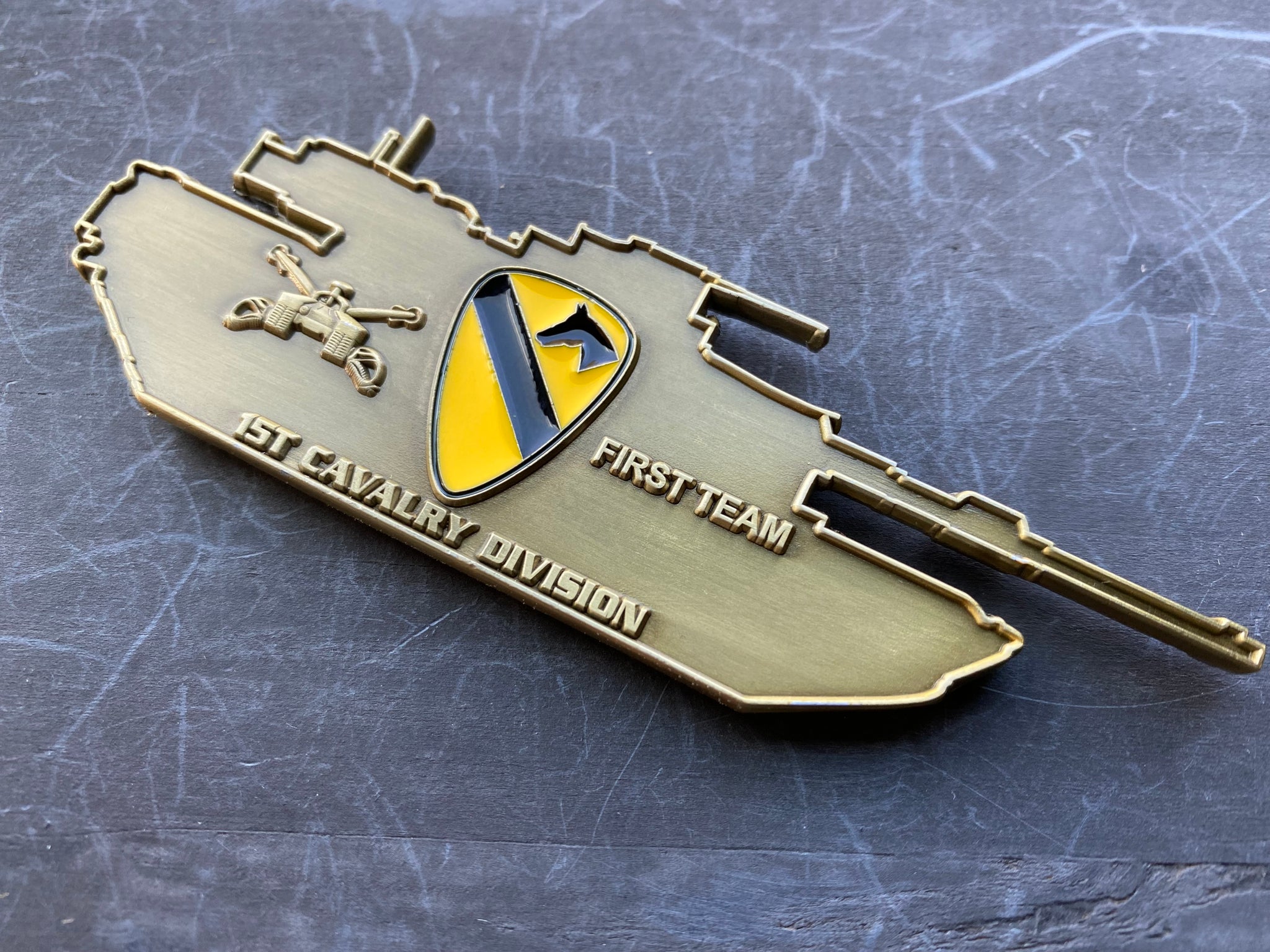 ARMY - 1st Cavalry Division - First Team - Challenge Coin – Elevation ...